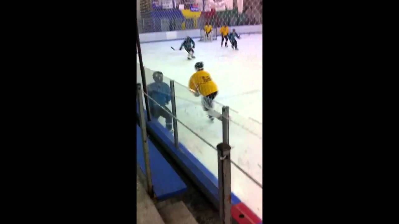 Pens VS Sharks Championship 4 20 2011 - YouTube