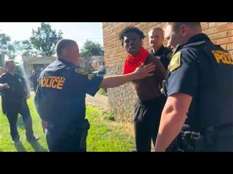 SPEED GETS SWATTED IN NEW HOUSE!!! SERIOUS L FANS - YouTube