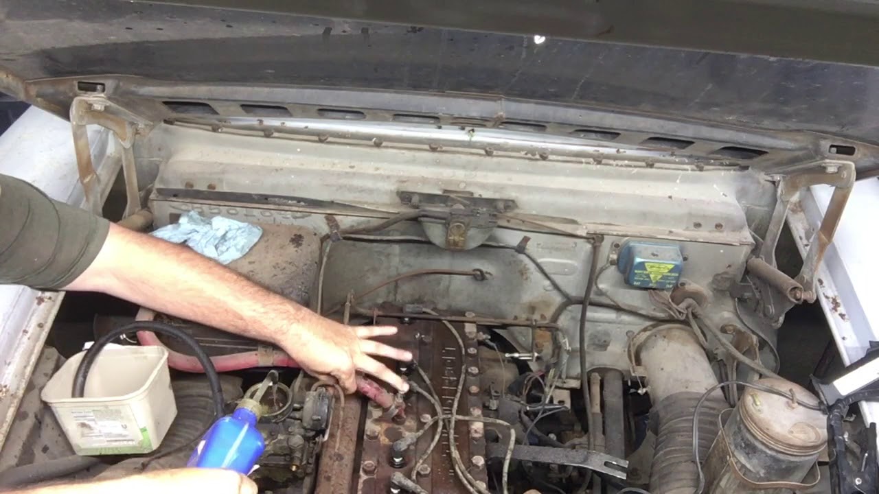 52 Packard Thunderbolt first start 2 - YouTube