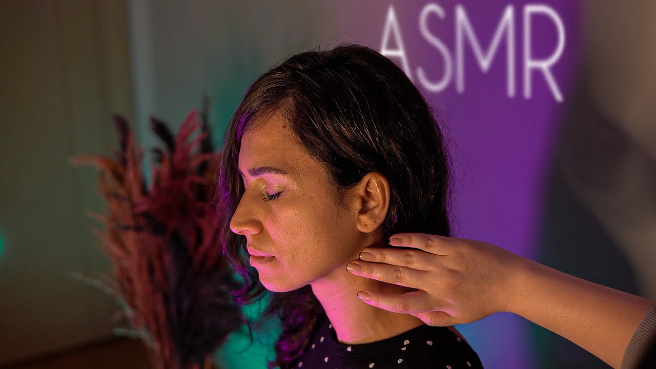 ASMR 👂 Miraculous Ear Brush Massage and Gentle Touches of Neck, Cheek ...