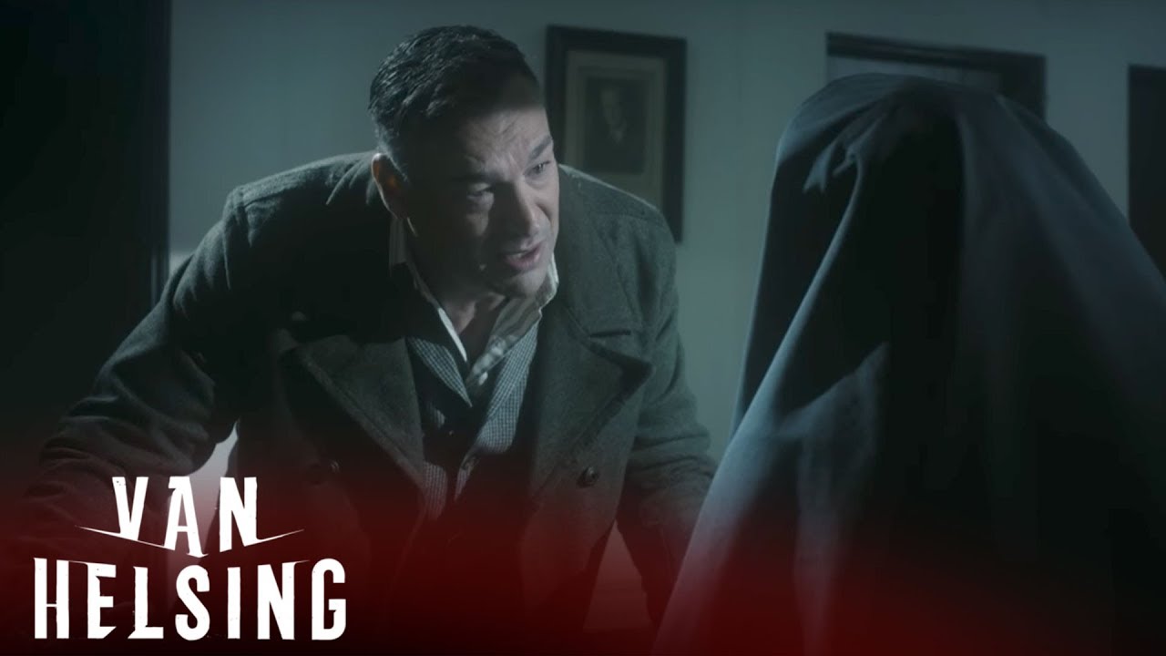 VAN HELSING | Season 2, Episode 3 Sneak Peek: Love Bites | SYFY - YouTube