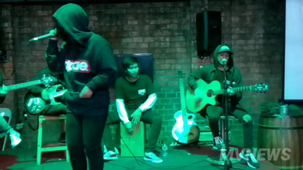 FREEDOM STREET - FAILED TO MOVE ON LIVE - YouTube