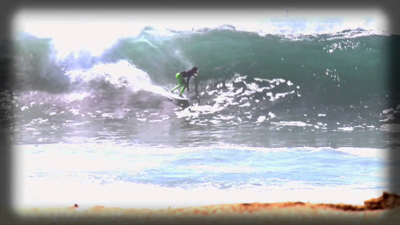 Newport Beach 25 foot waves - YouTube