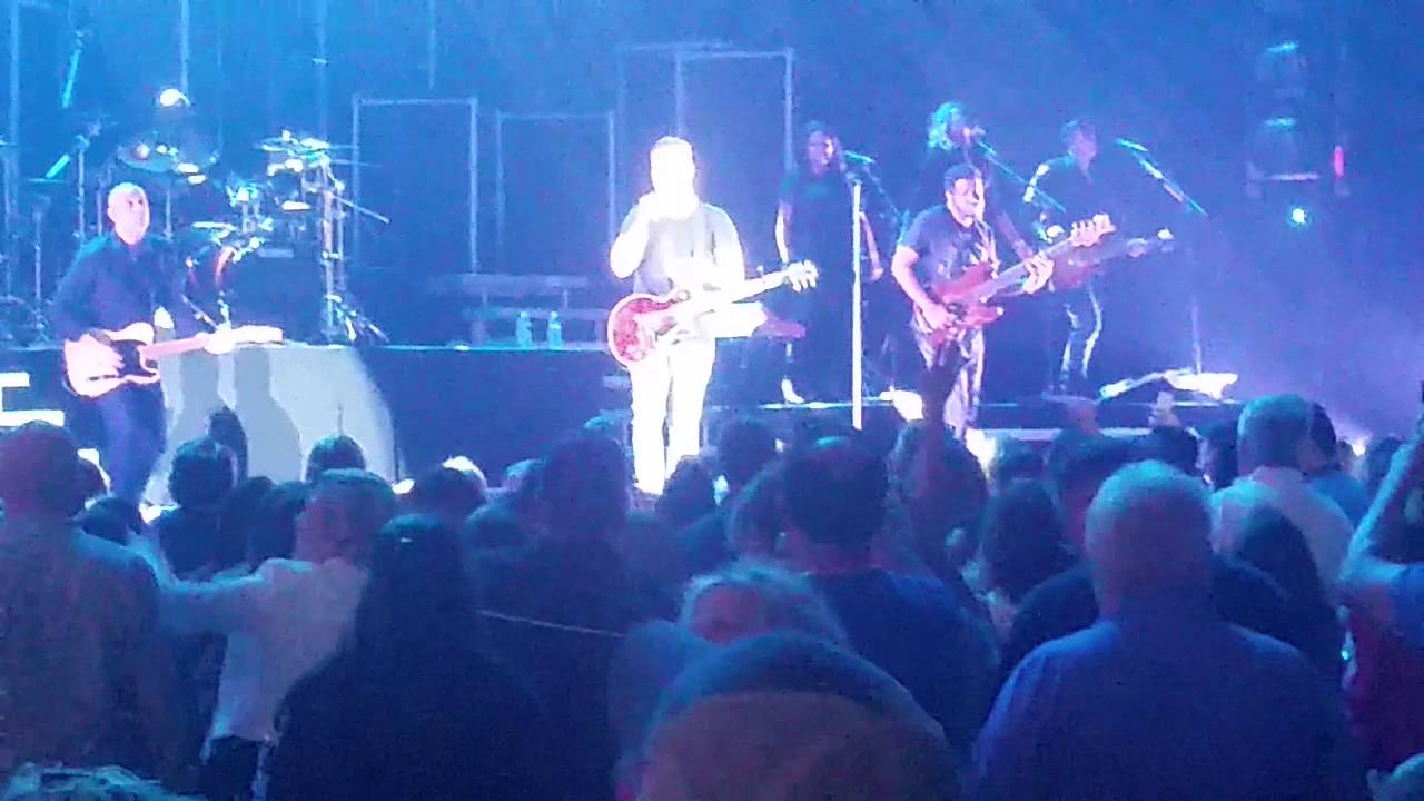 Unwell Rob Thomas 8.2.16 - YouTube