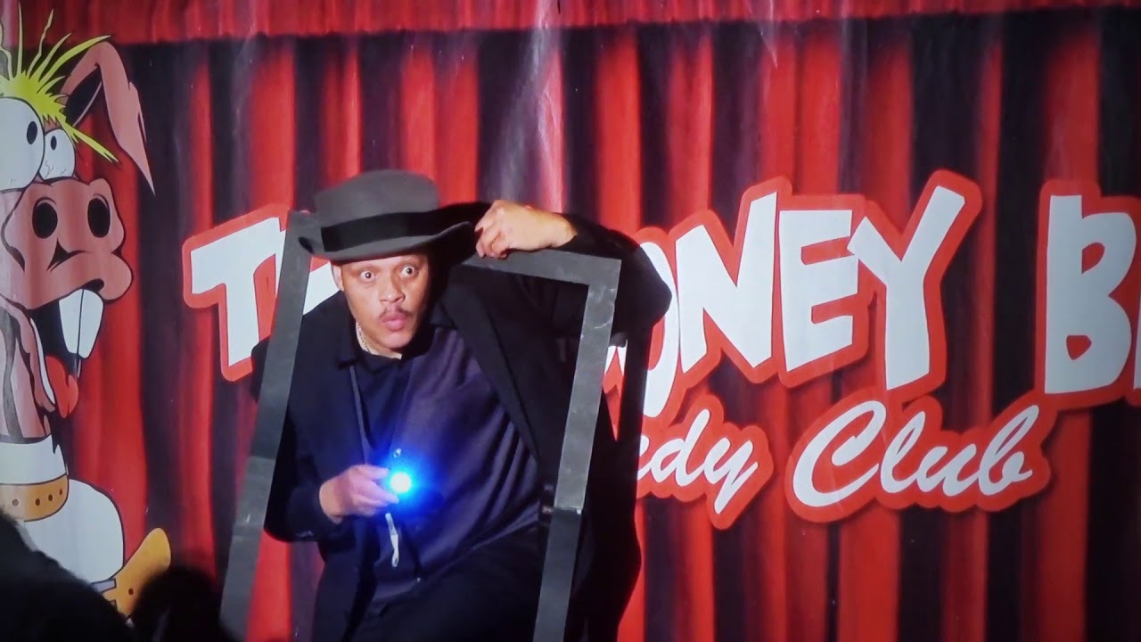 Kevin Lee Comedain Magician Live comedy show clips - YouTube