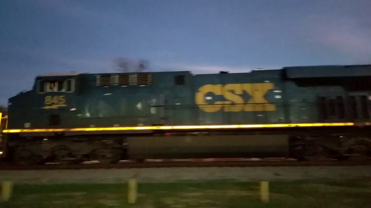Starring year 2020 Freight Train Q410-01/Hauls some long lengh thick ...
