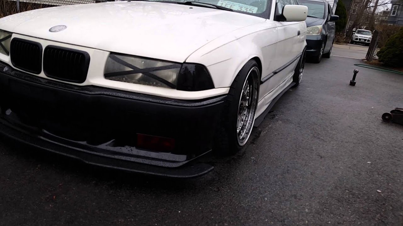 Ignorant Ricer put Civic Sideskirt splitters installed on his Insanely ...