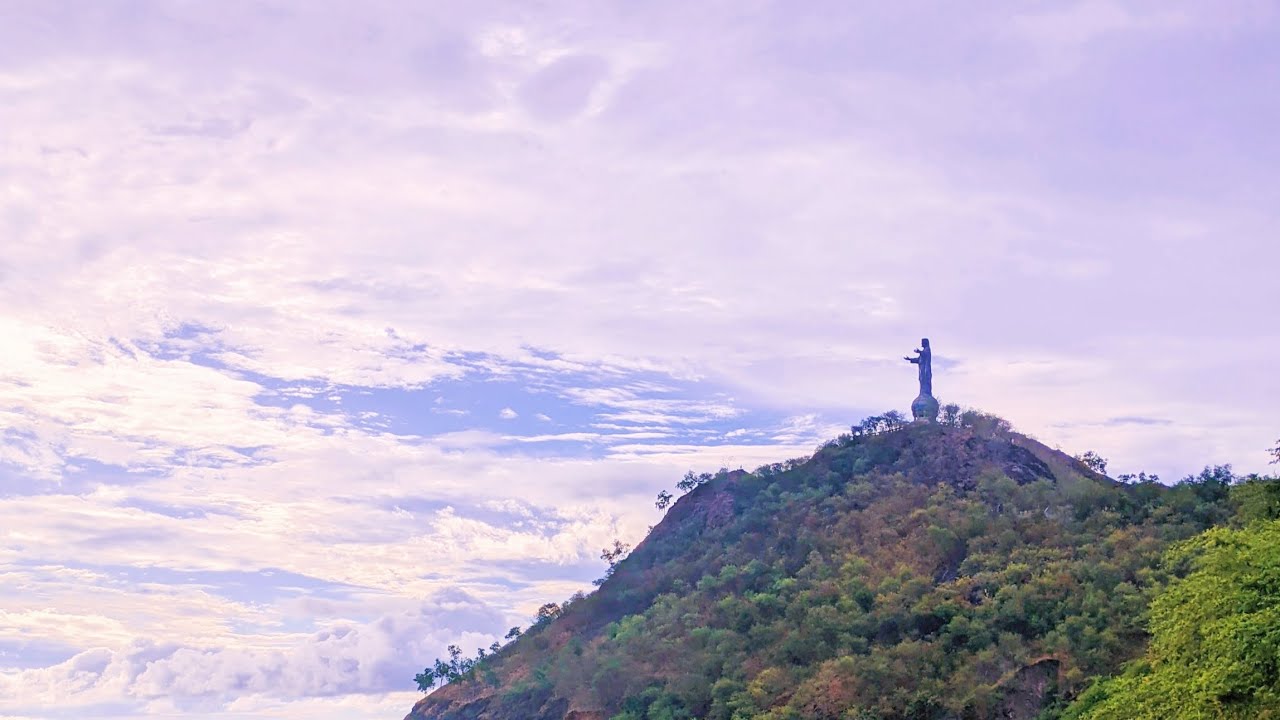 Explore Patung Kristus Raja Timor Leste #patung #kristusraja # ...