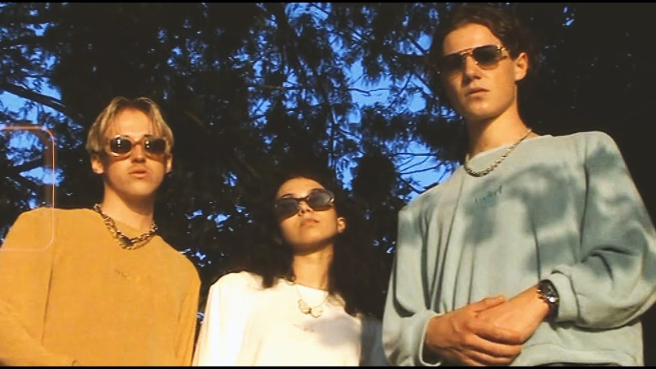 "Mèri" Capsule Collection Summer 2021 (Official Commercial) - YouTube