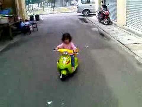 awek scooter cun