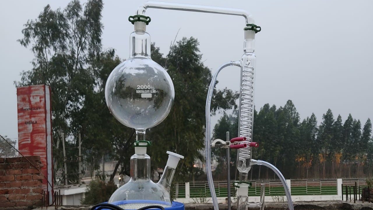 Steam Distillation Apparatus For Essential Oil Extraction by Harpal and ...