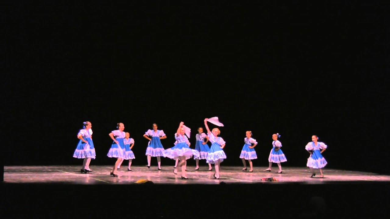 Kalinka Dance Ensemble: Четыре Двора - YouTube