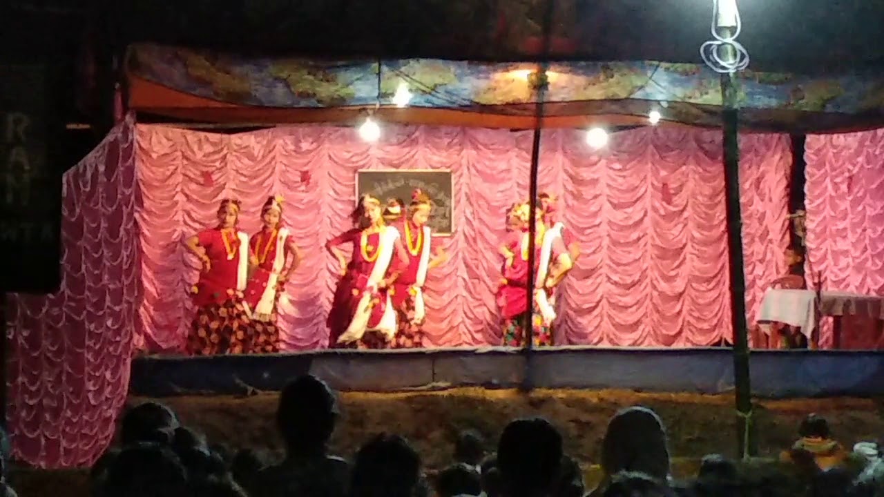 Talla ghare saila dance by cute magarni girls - YouTube