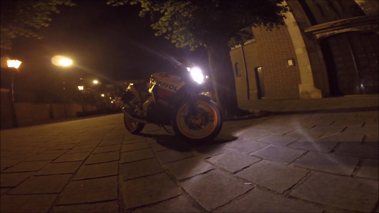 #2 HONDA CBR125R REPSOL AT NIGHT - Injection - YouTube