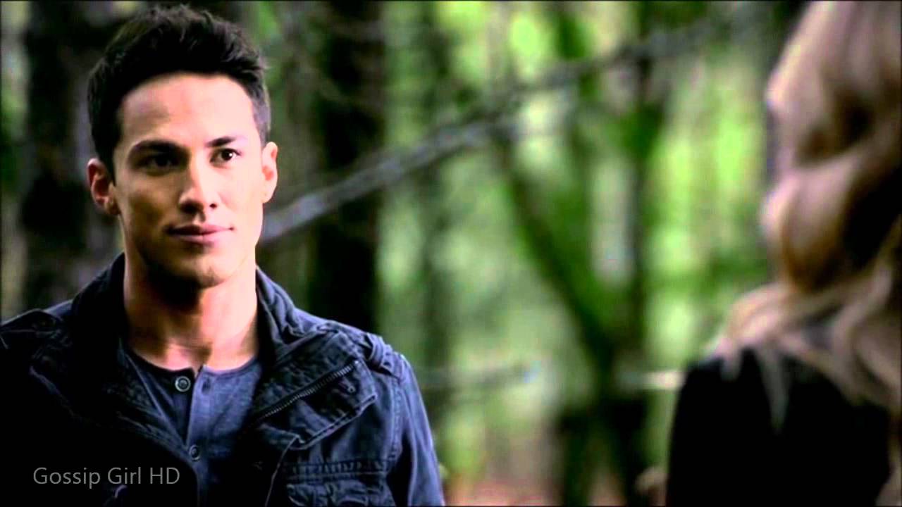 Caroline Y Tyler 3x19 Kiss Scene Part 1 Youtube