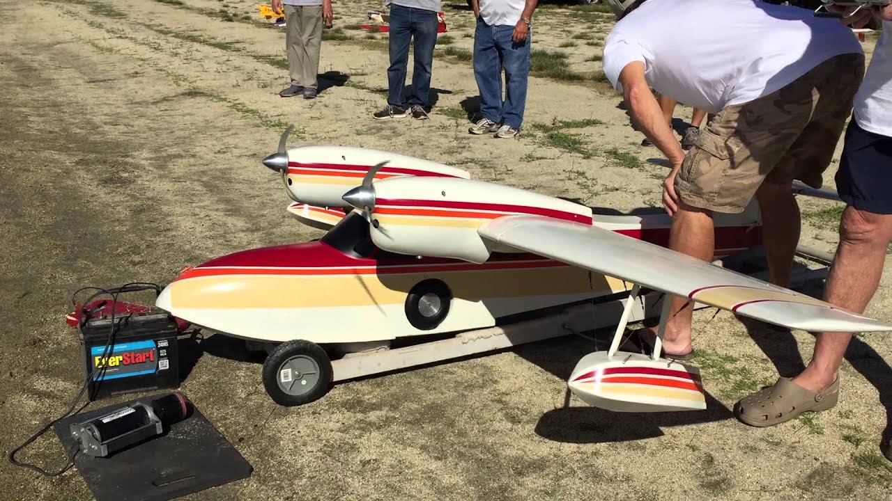 Grumman Widgeon Twin Engine Run Ryobi 62 Gas Engines Sept 28 2015 005 ...