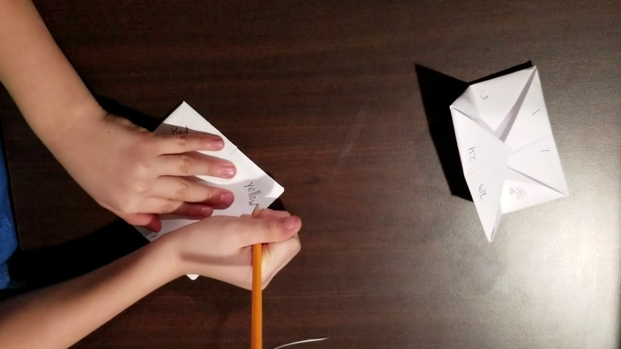 Create your very own Cootie Catcher. - YouTube