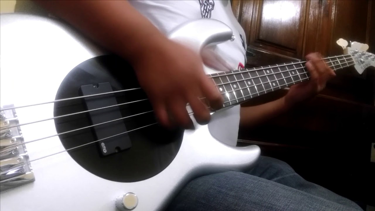 Sound Fleabass with Emg 35DC pickup - YouTube