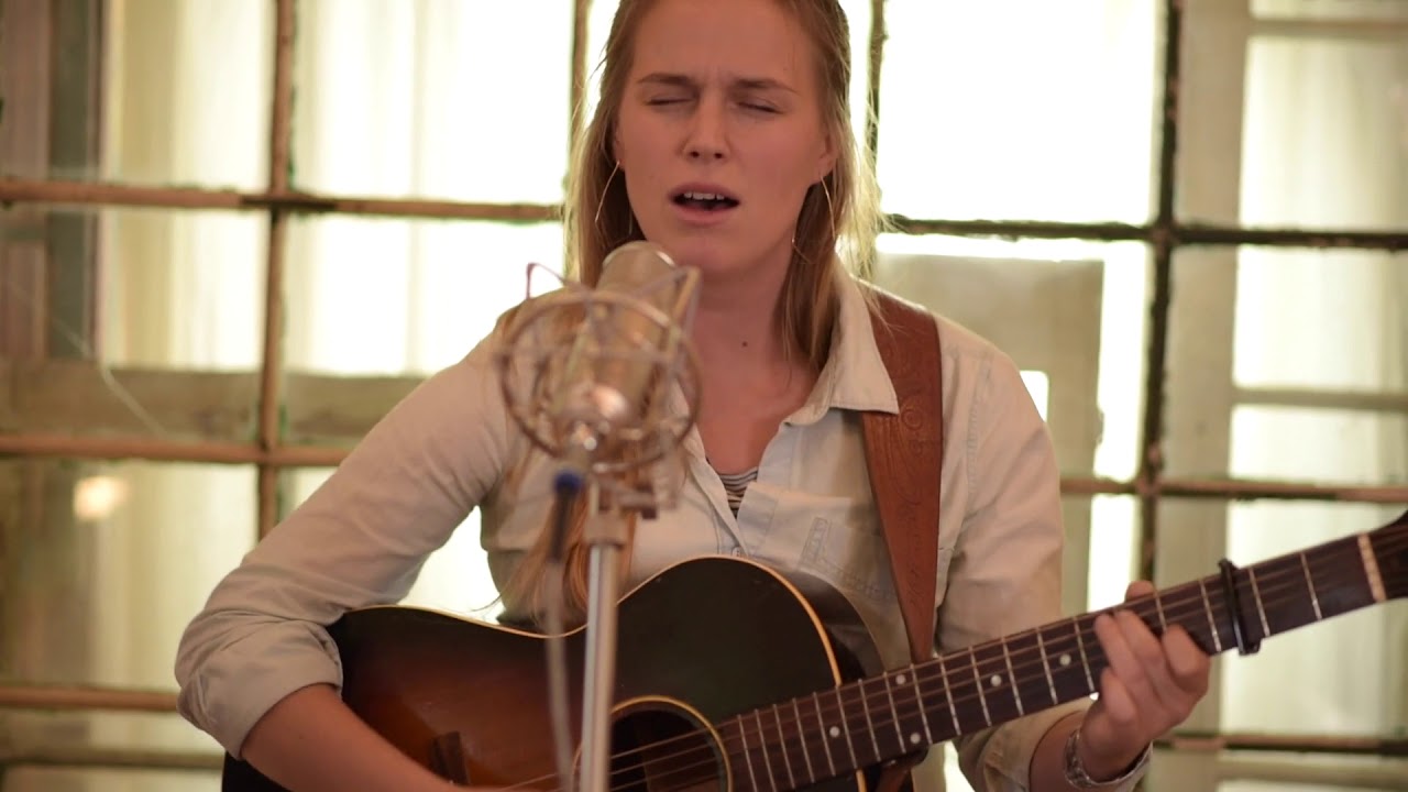 Caroline Cotter - Home on the River - YouTube