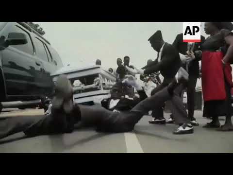 Kaka cantik nekat buka baju ditiktok