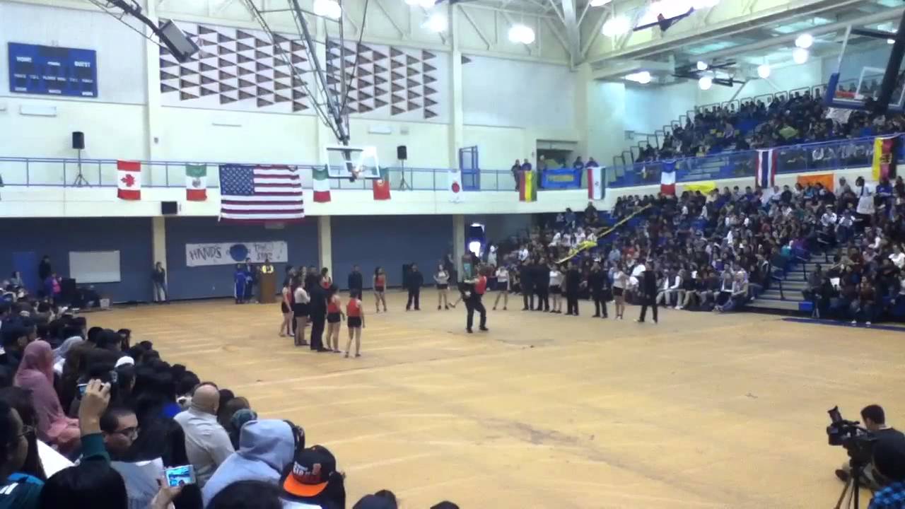 NMHS Hats Assembly : Mecha Club dance! - YouTube
