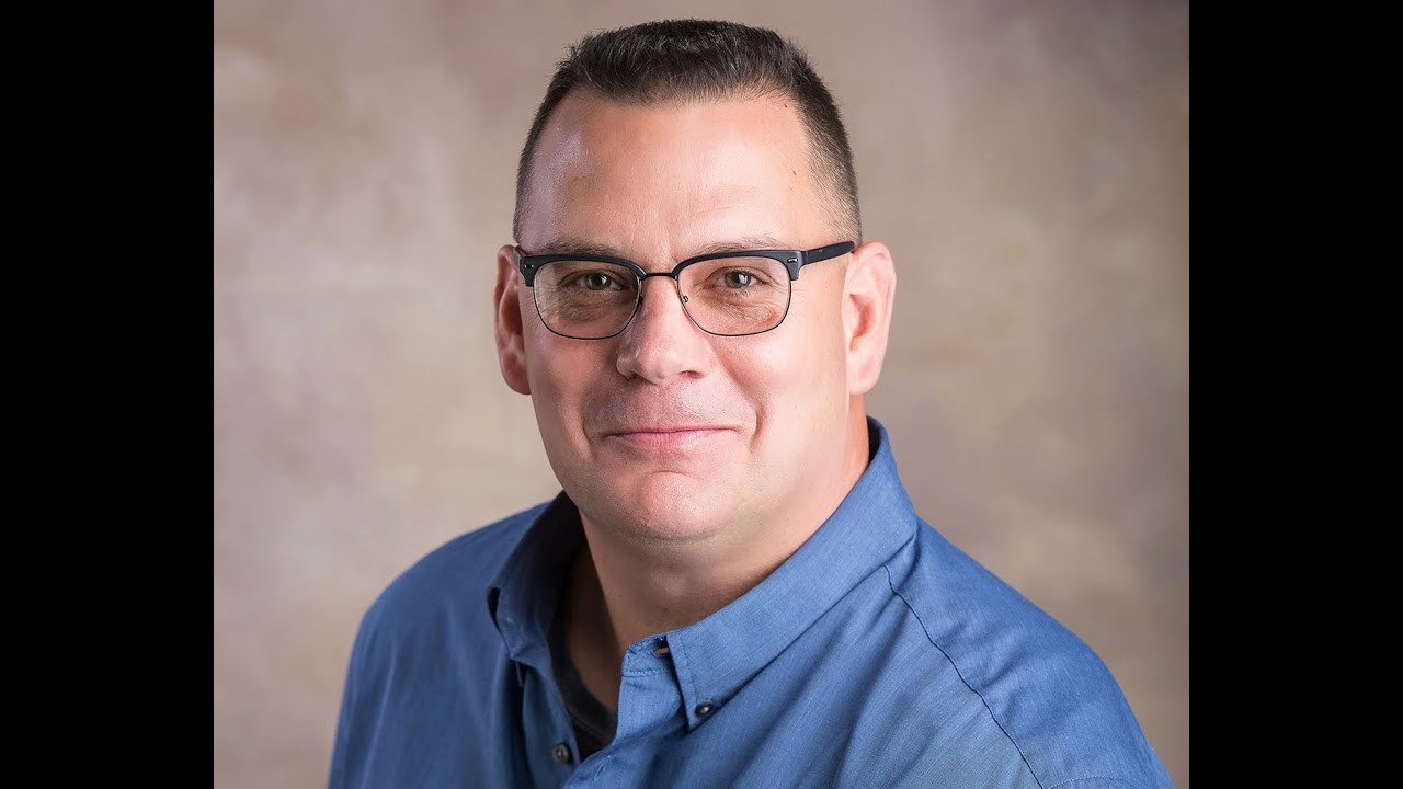 Kurt Bell and the '80 Streaks: Galesburg football icons - YouTube