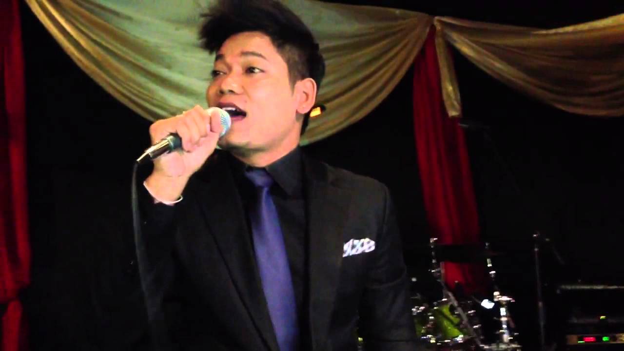 Preap Sovath Live Concert at Stockton 2012 #04 - YouTube