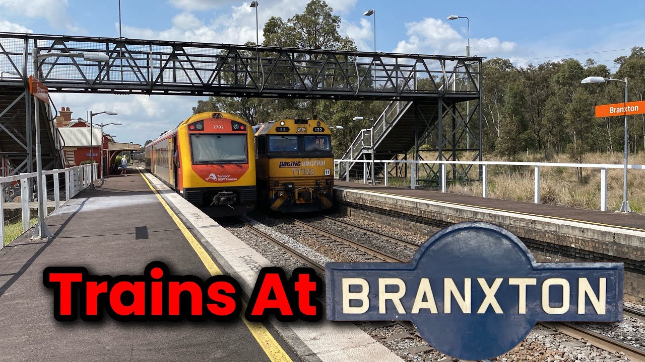 Trains at Branxton | A Variety of Freight - YouTube
