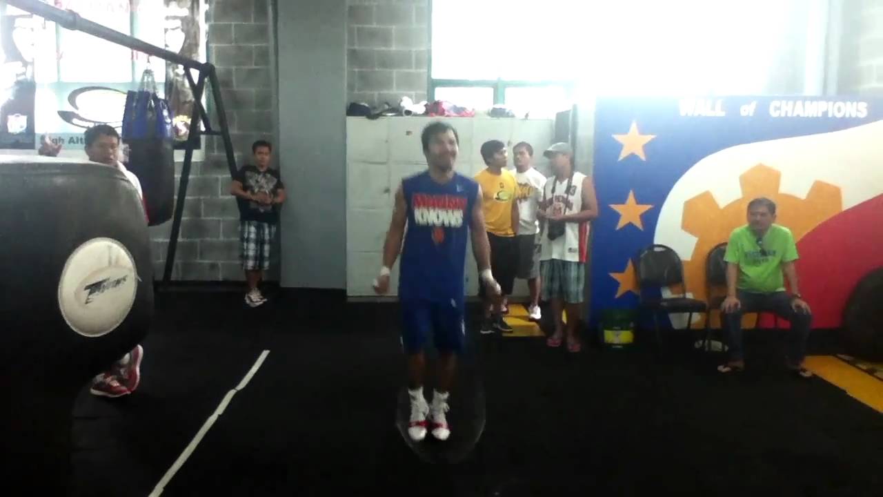 Manny Pacquiao jumps rope with ease (HD) - YouTube