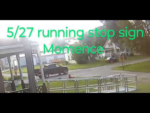 Running stop sign Momence - YouTube