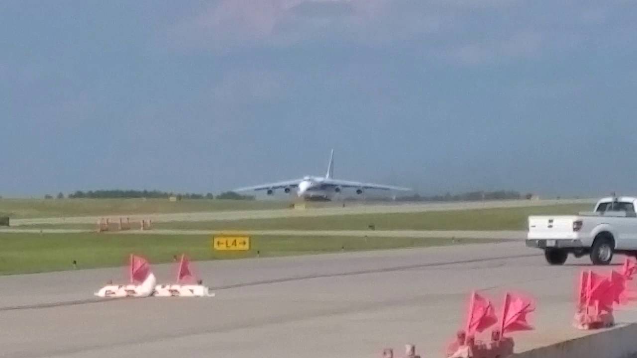 Big Russian cargo plane takeoff from GSP - YouTube