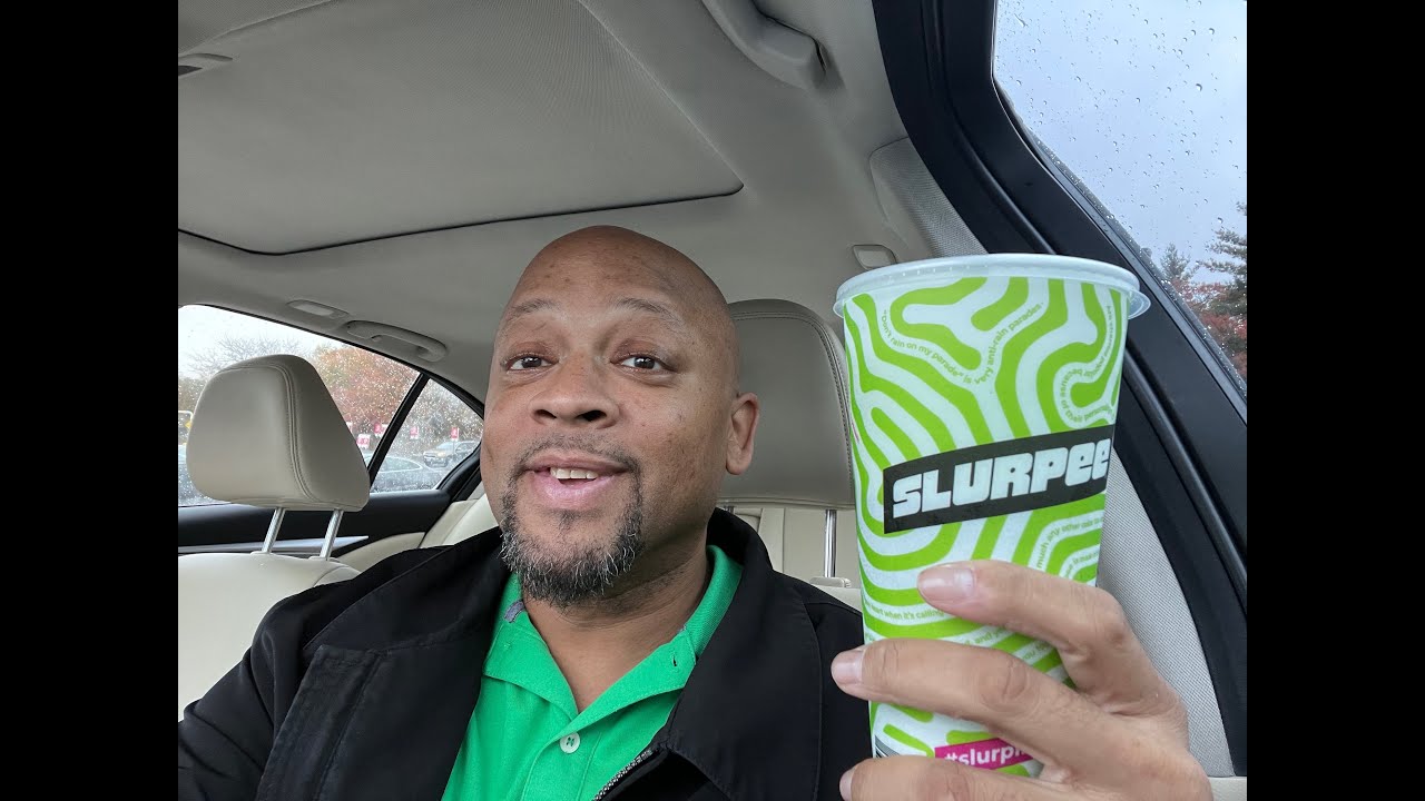 7 Eleven has a new Green Apple Slurpee: is it worth a shot? - YouTube