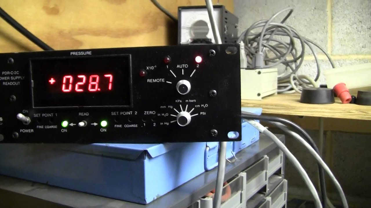 MKS Instruments Vacuum Controller PDR C 2C - YouTube