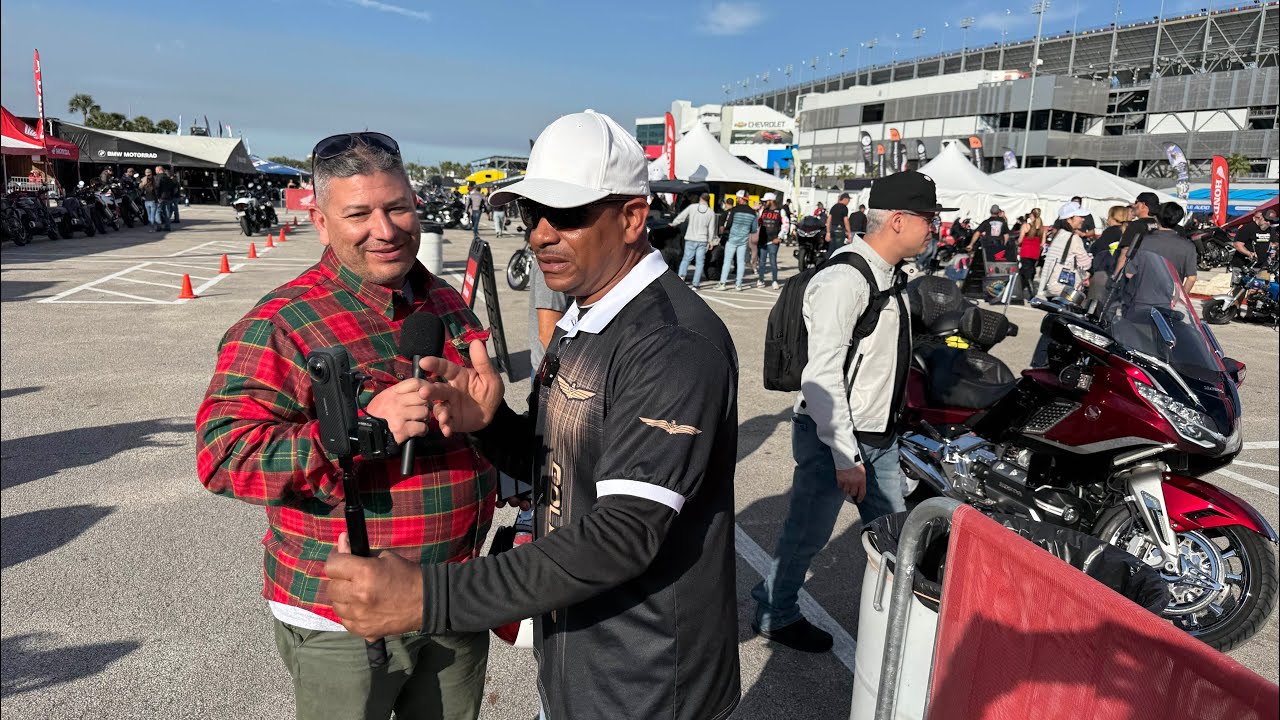 Chris Caliente @ Honda Live! - YouTube