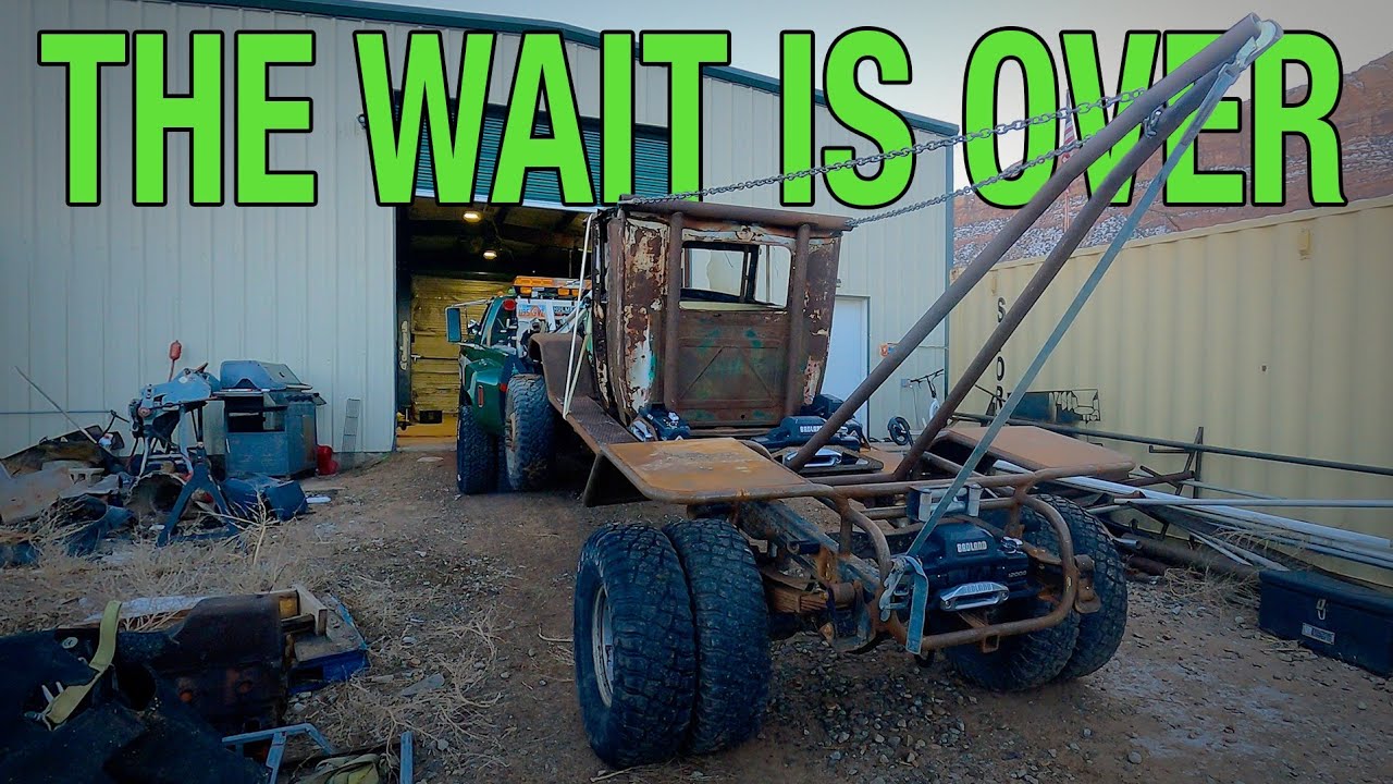 @RobbyLayton Model AA Wrecker Build Is Back - YouTube