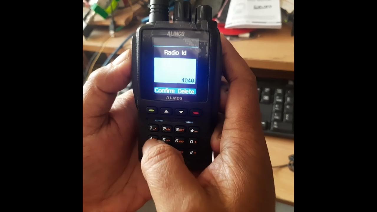 Alinco DJ-MD5 Part 02 - YouTube