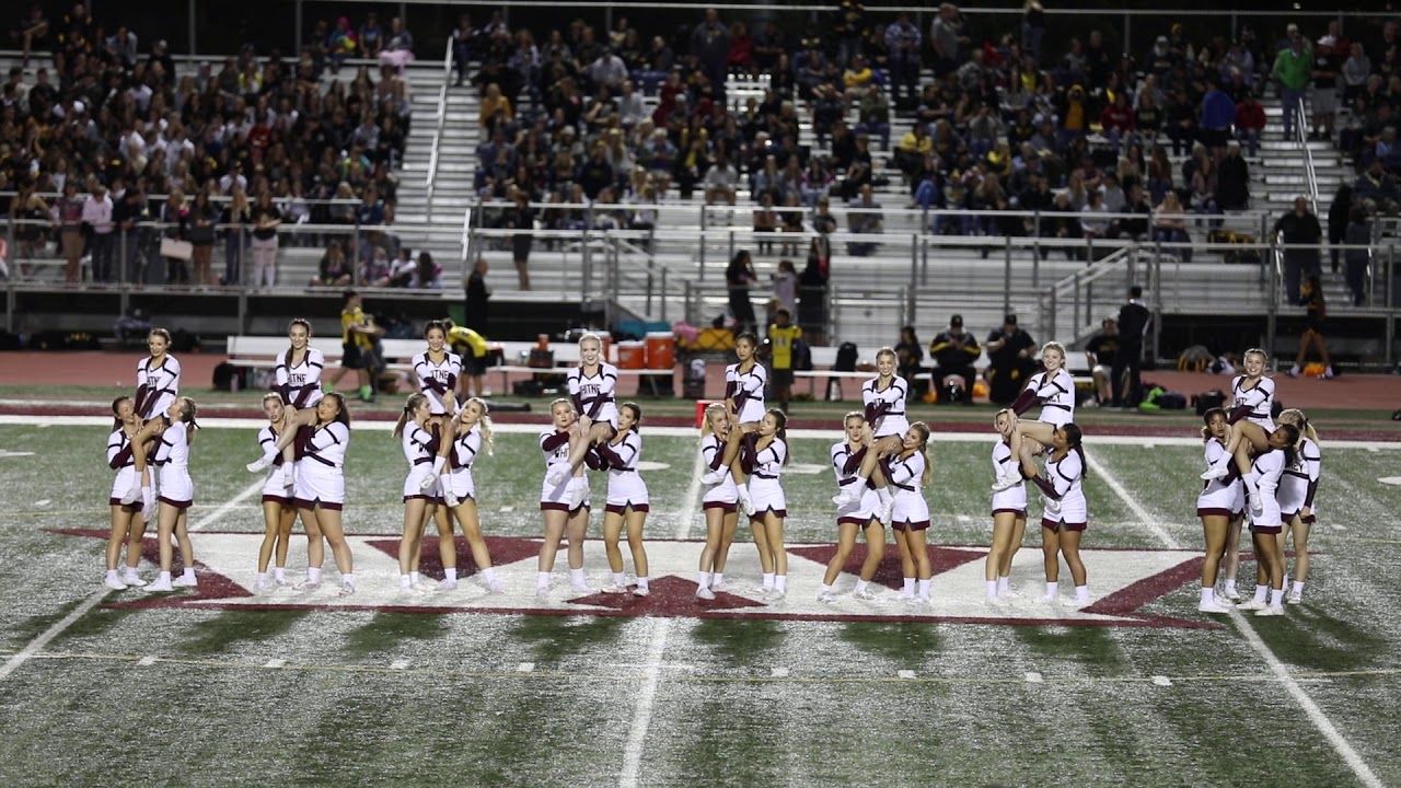 2019-09-27_Whitney Cheer Halftime Show vs Del Oro - YouTube