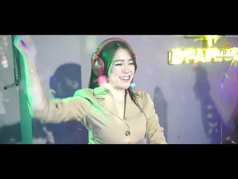 D'fairway Party with Happy Soju (DJ Mareeta ft DJ Mika)