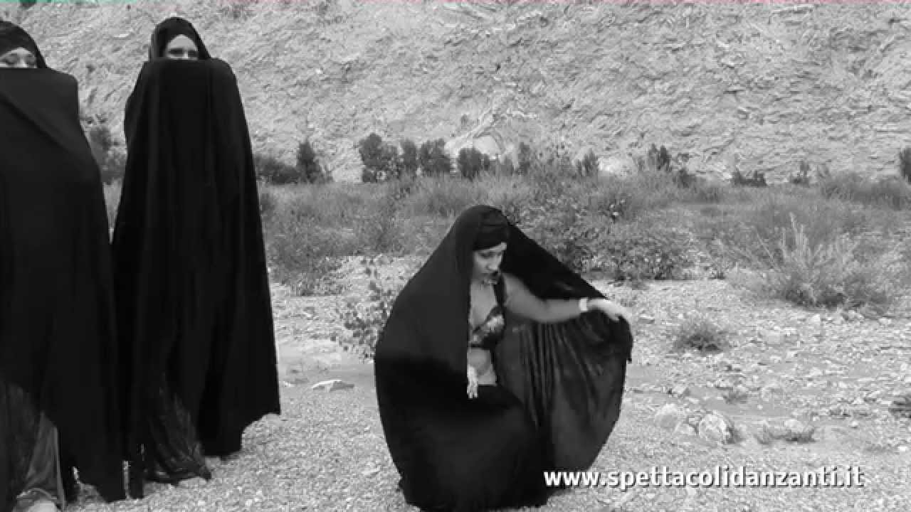 Le Allegre Awalim - Oriental dance group - YouTube