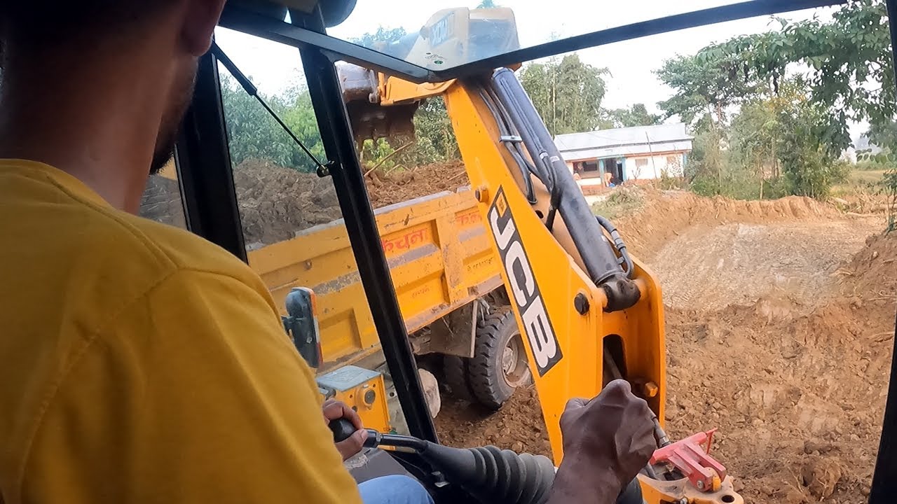 Inside Machine JCB Backhoe 3DX Machine Loading Soil Into Tipper - YouTube