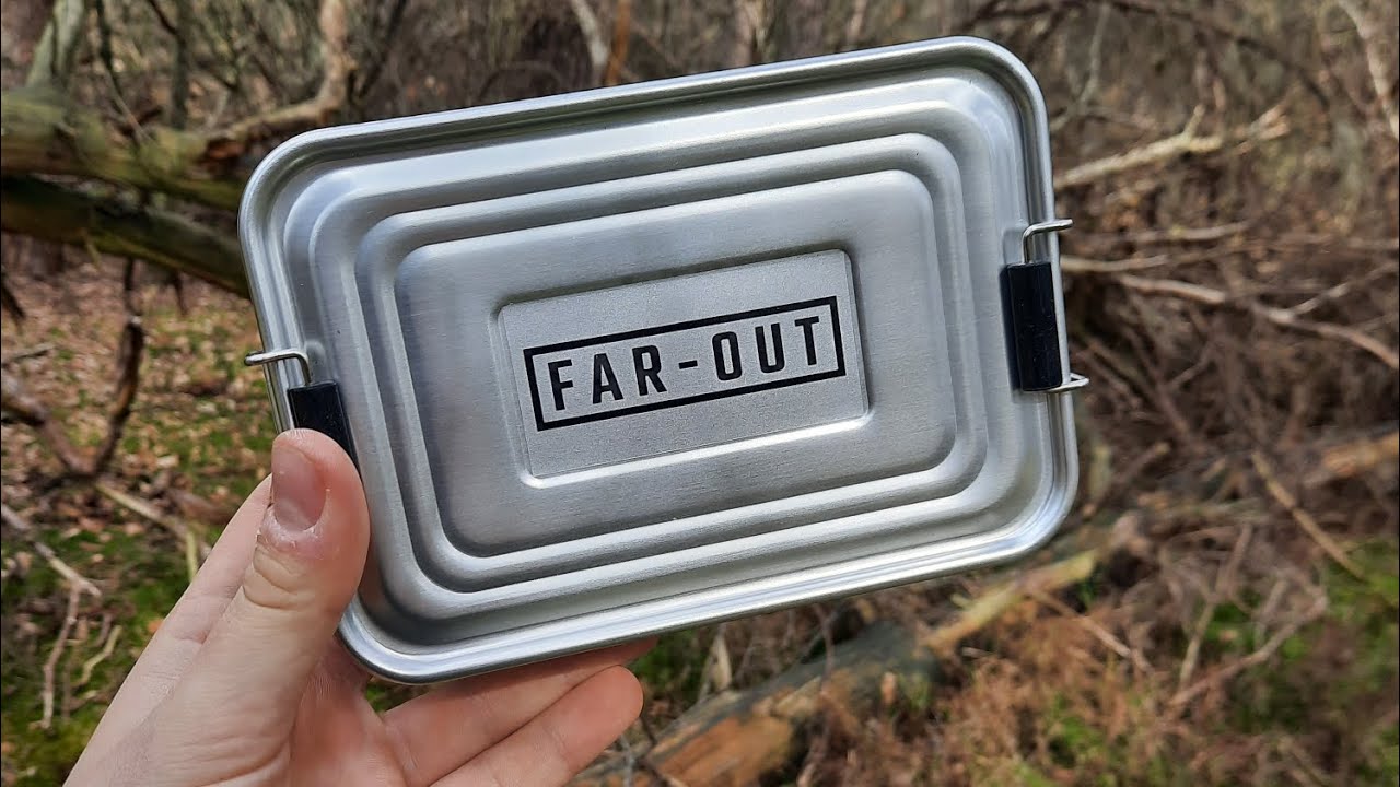 Far-Out Advanced Survivalkit Review - YouTube