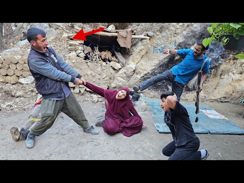 The terrifying moment when the evil suitor attacked Tayyiba! Was everything destroyed?