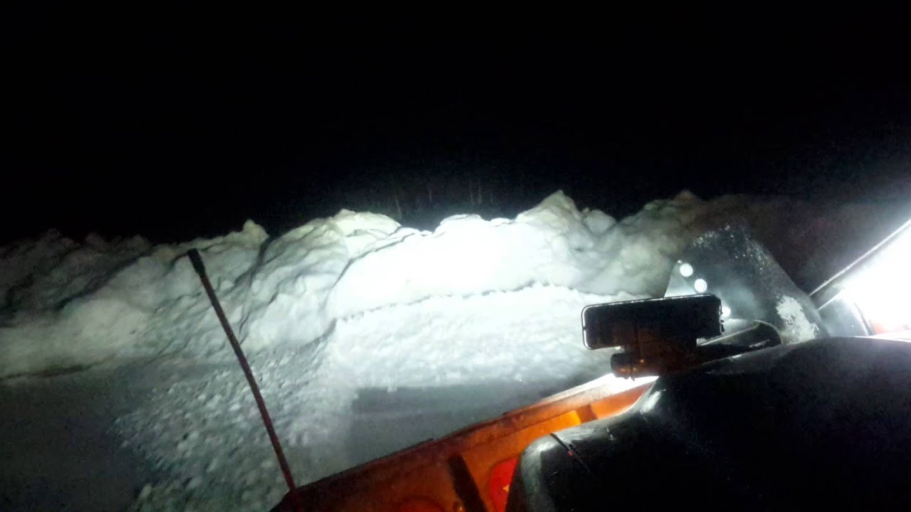 BOSS DXT SL3 LED LIGHTS - YouTube