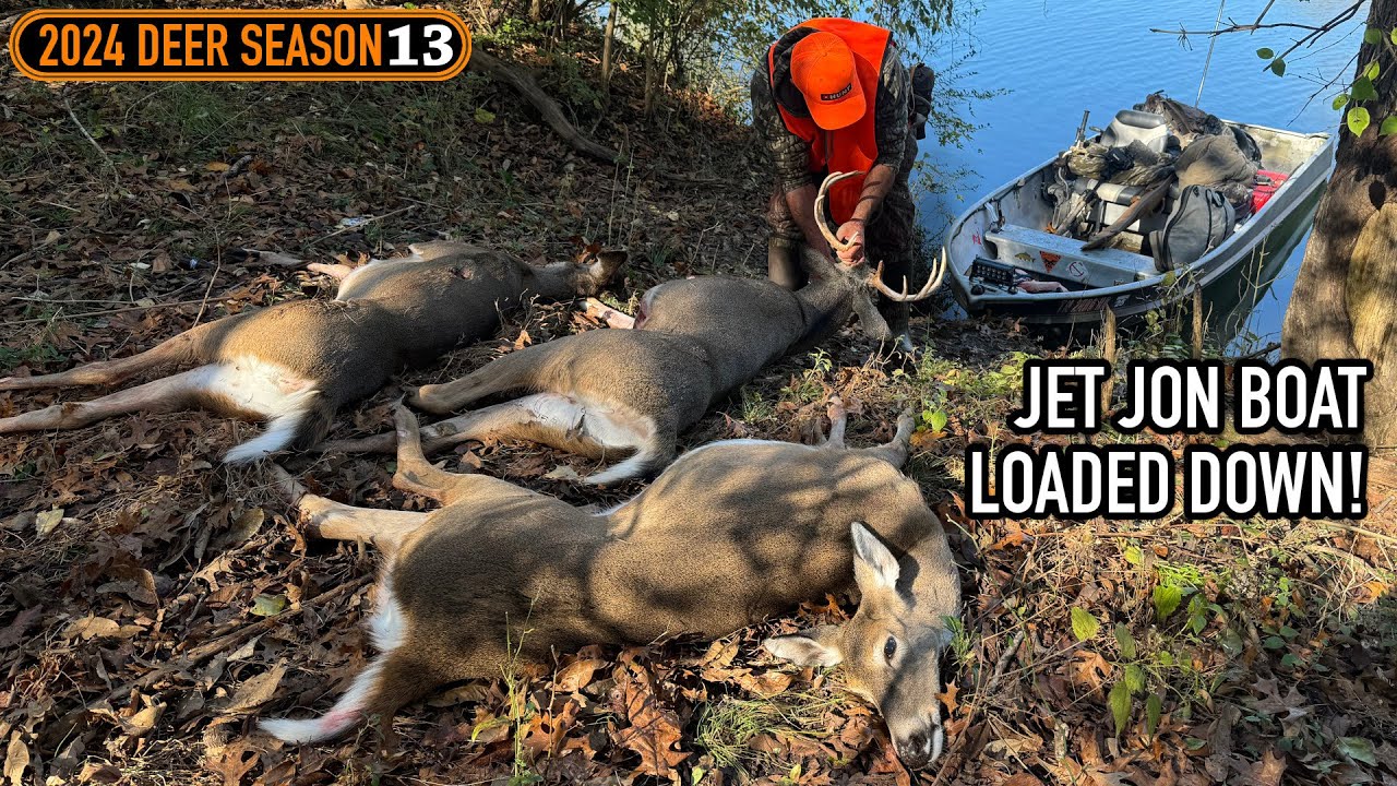 11 POINT BUCK and 2 DOES Get a Boat Ride - YouTube