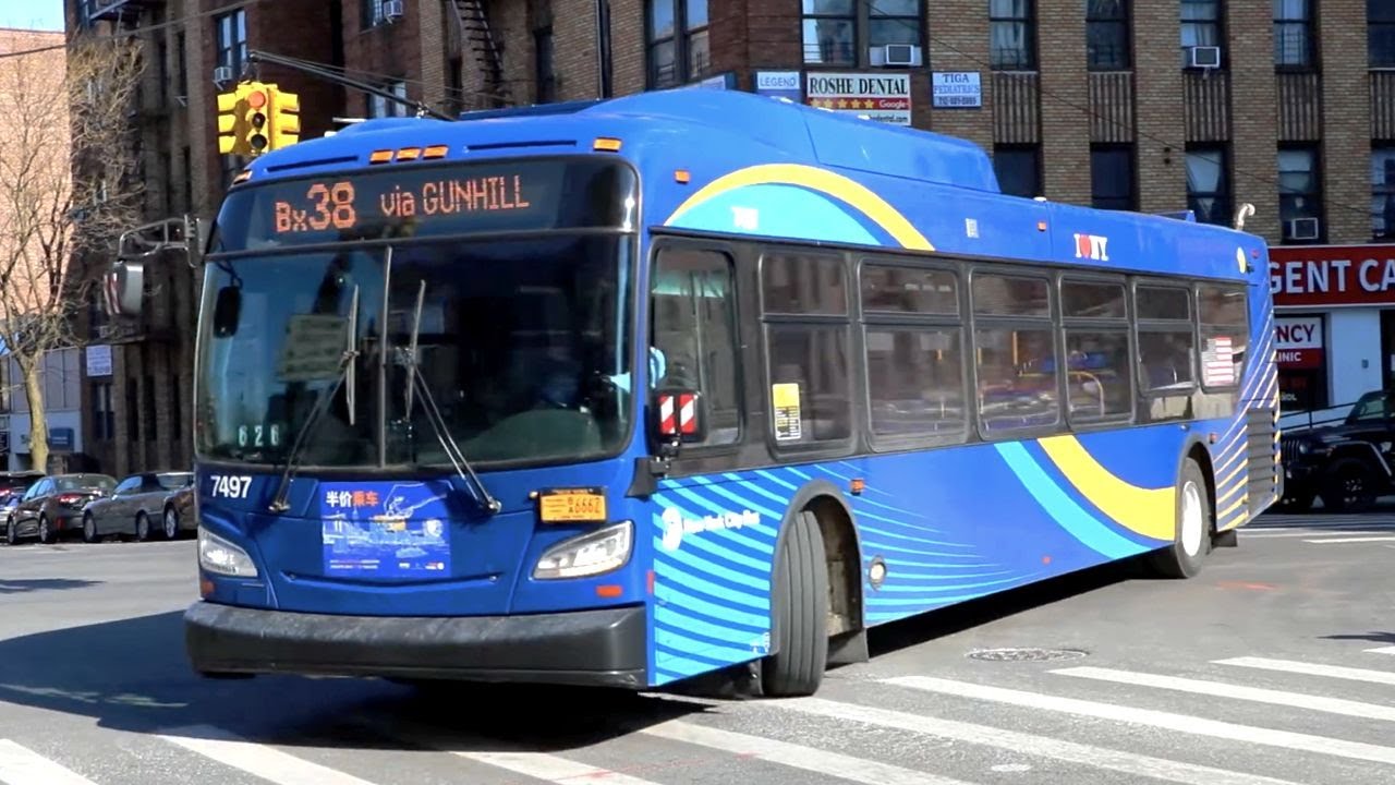 2018 New Flyer XD40s #7493 & #7497 on the Bx38 at Bainbridge Avenue and ...