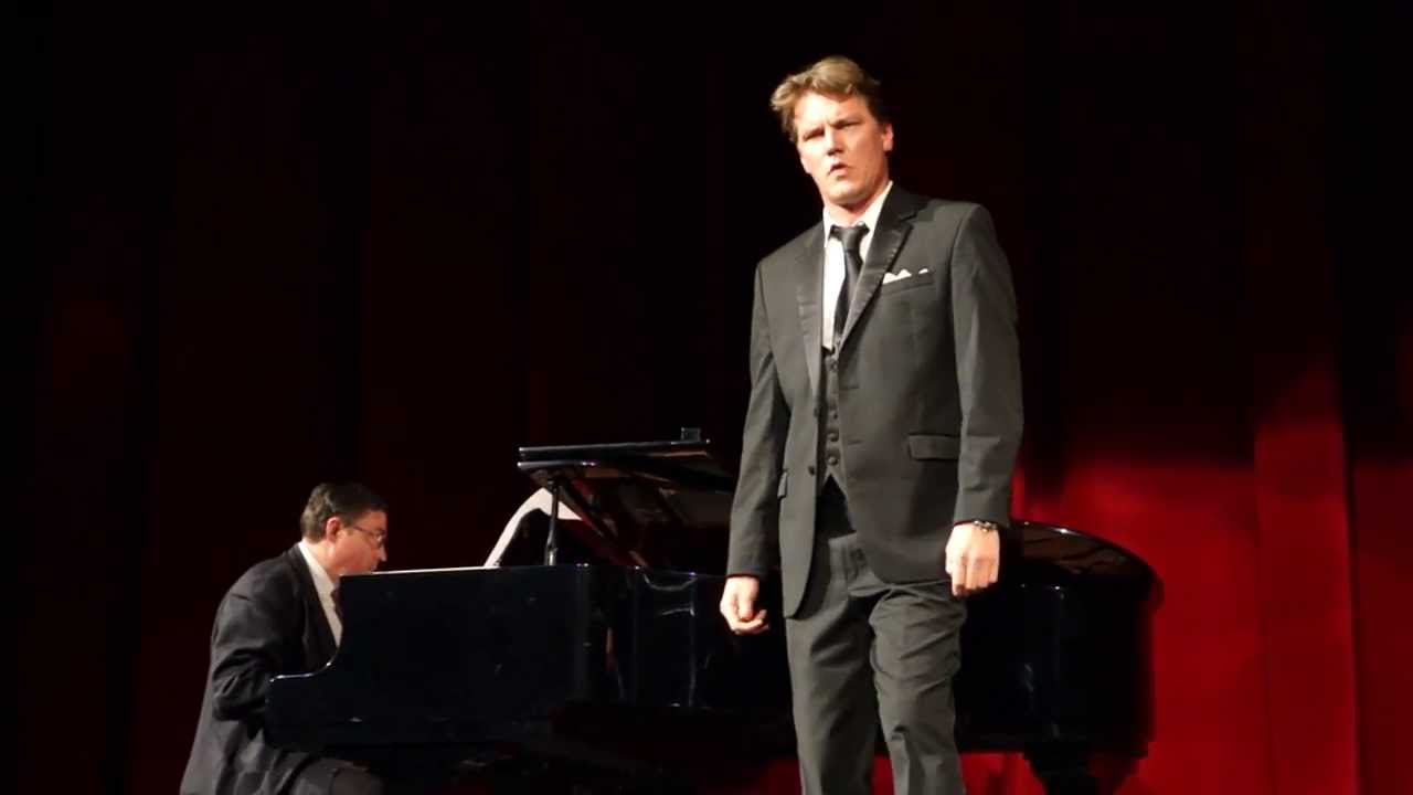 Denis Sedov -Gounod - Faust - Le veau d'or-Iasi -13.11.2013 - YouTube