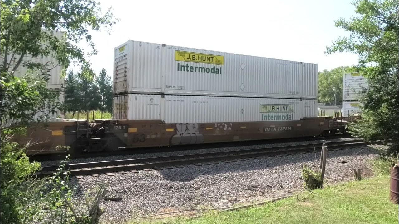 BNSF 5127 East in Wyanet, IL 9/17/21 - YouTube