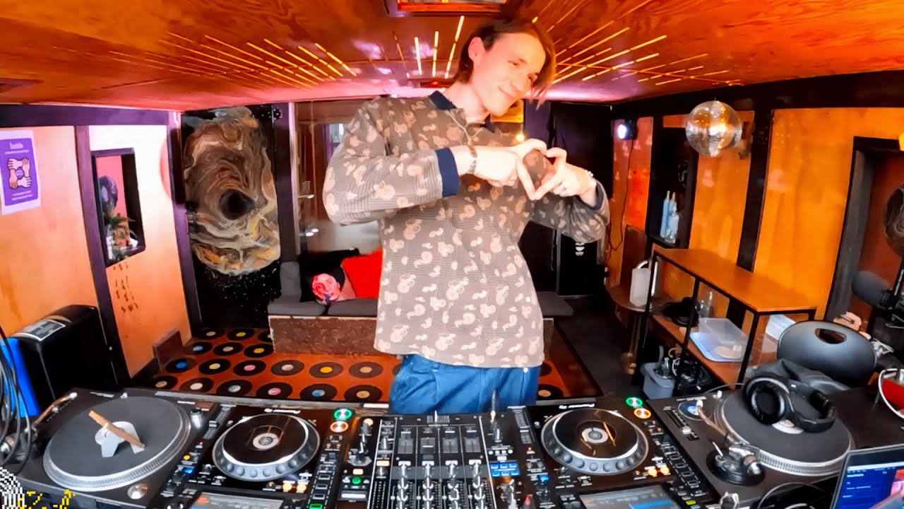 good and nice (house mix) - YouTube