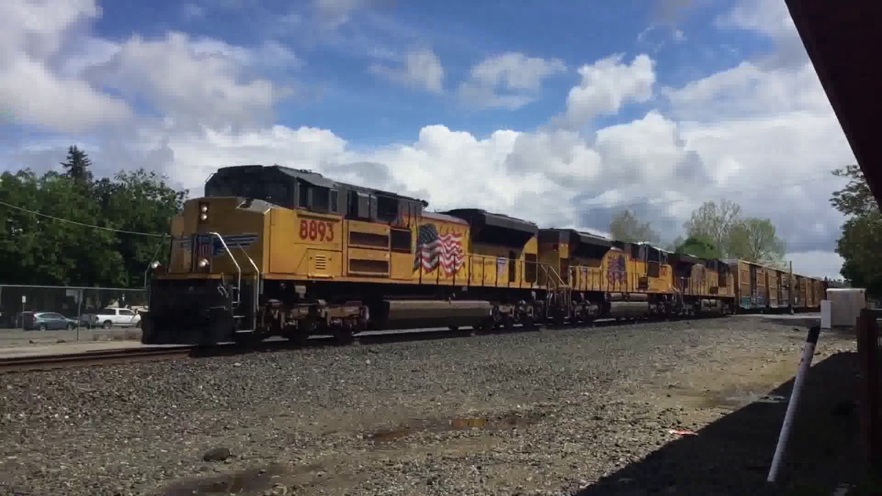 Some Union Pacific Trains In Chico California Back In April 2017 - YouTube