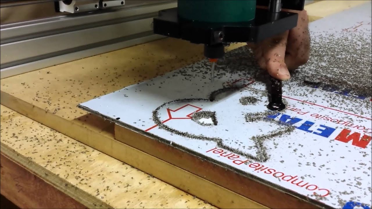ZMax 5050 CNC Router Fresadora - letra caixa em ACM Alumínio Composto ...